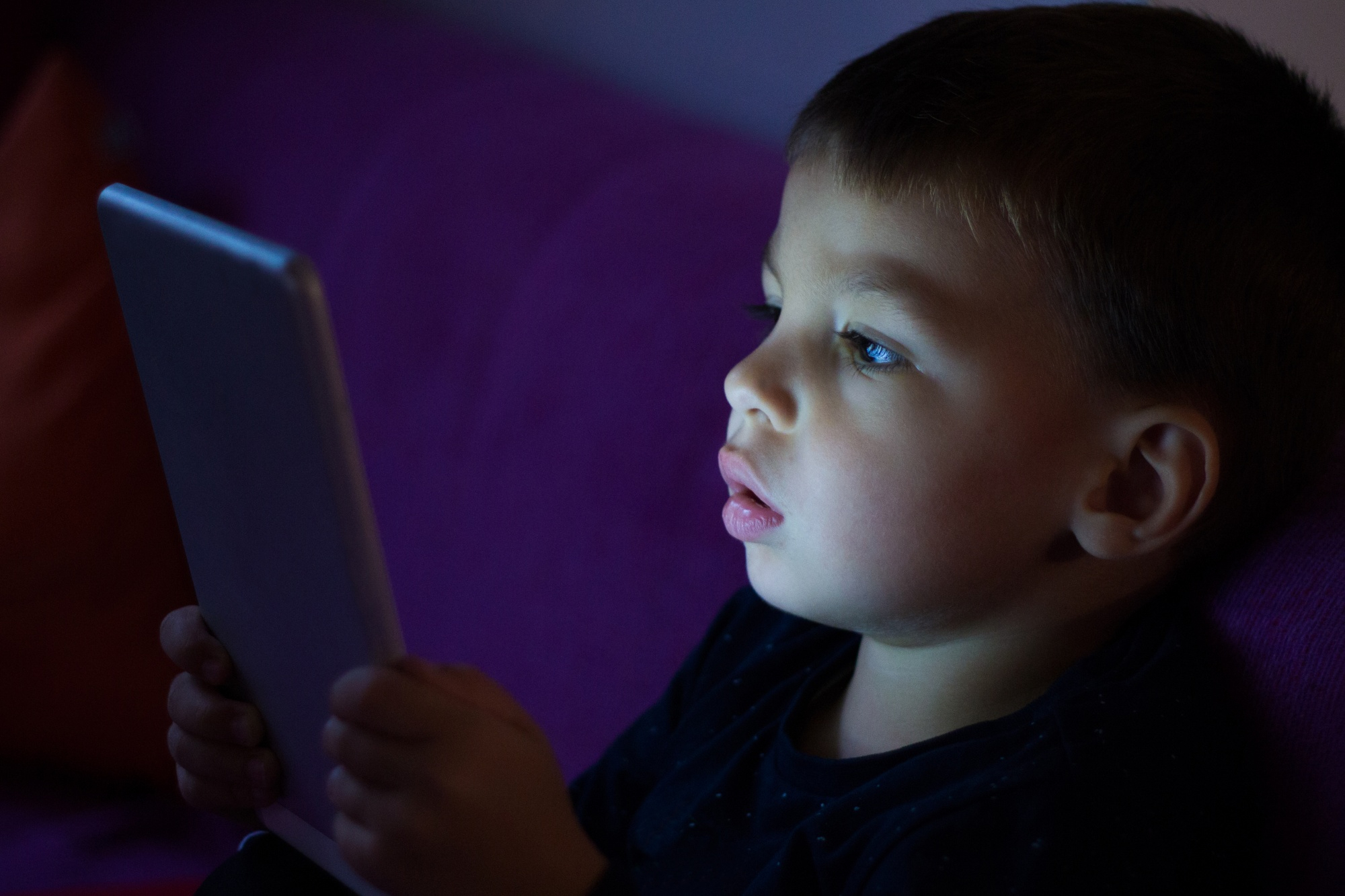 Effects of Excessive Screen Time on Child Development | UConn KIDS ...